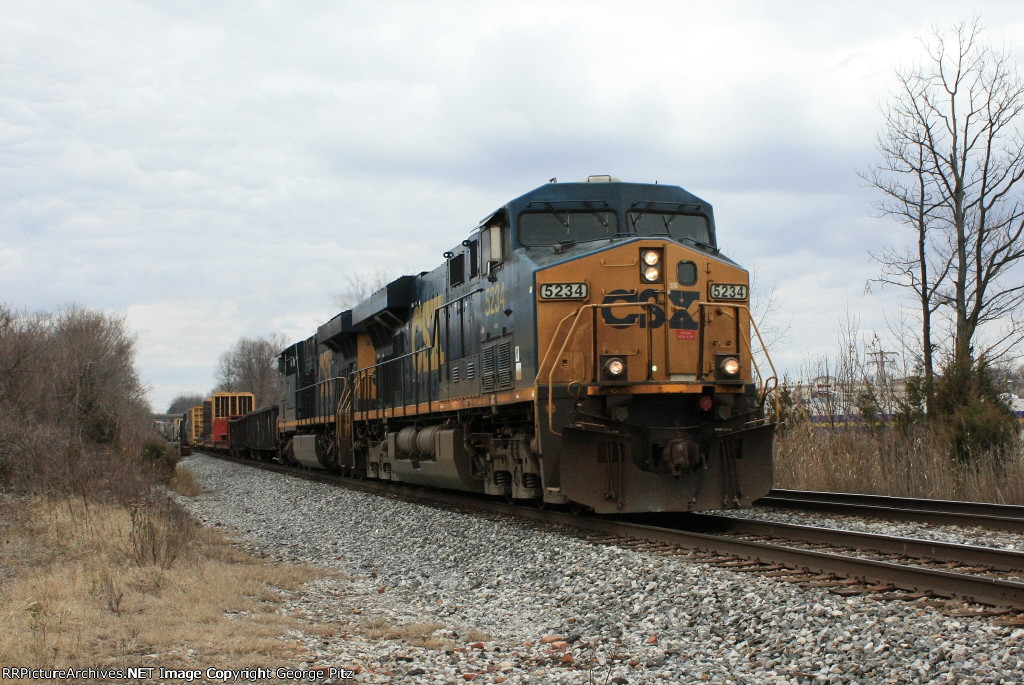 CSX 5234 and train Q410